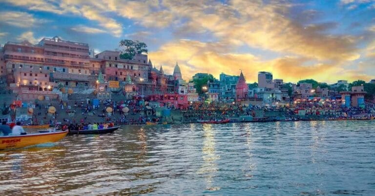 The Top 10 Must-See Attractions in Varanasi - TripCosmos.co