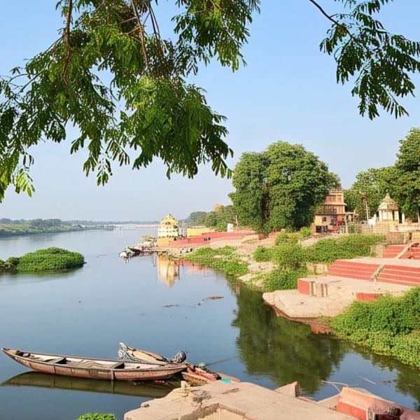 Exploring Ayodhya by Boat: A Sacred Ride on 1 River Saryu - TripCosmos.co