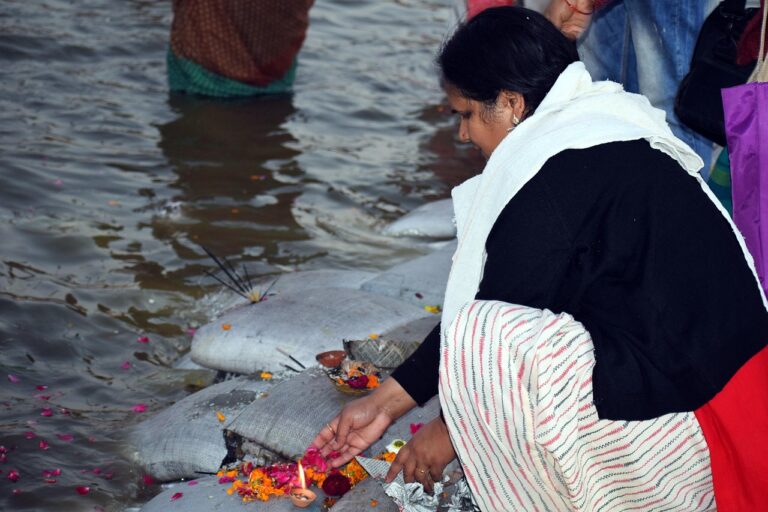 Kumbh Mela 2026: A Complete Spritual Guide - TripCosmos.co